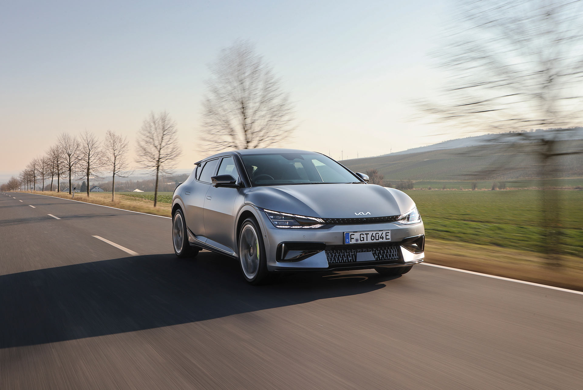 EV6 GT 2022 pre-registration · Movement that inspires